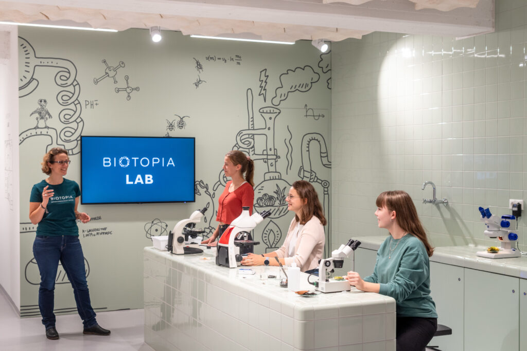 BIOTOPIA Lab